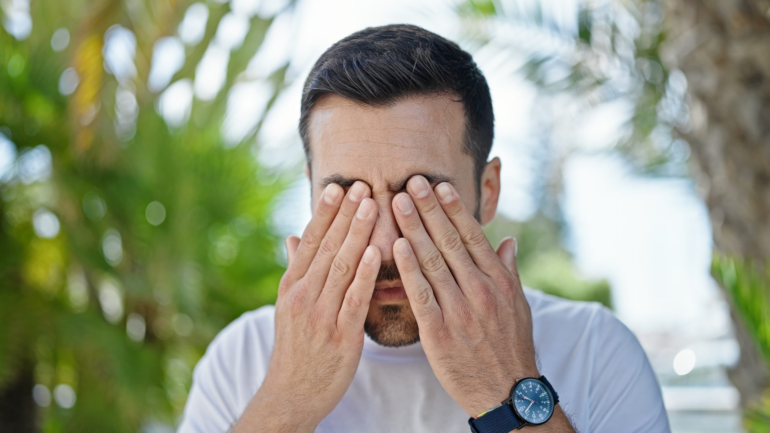 Eye Redness That Won’t Go Away? Common Causes and When It’s Serious ...